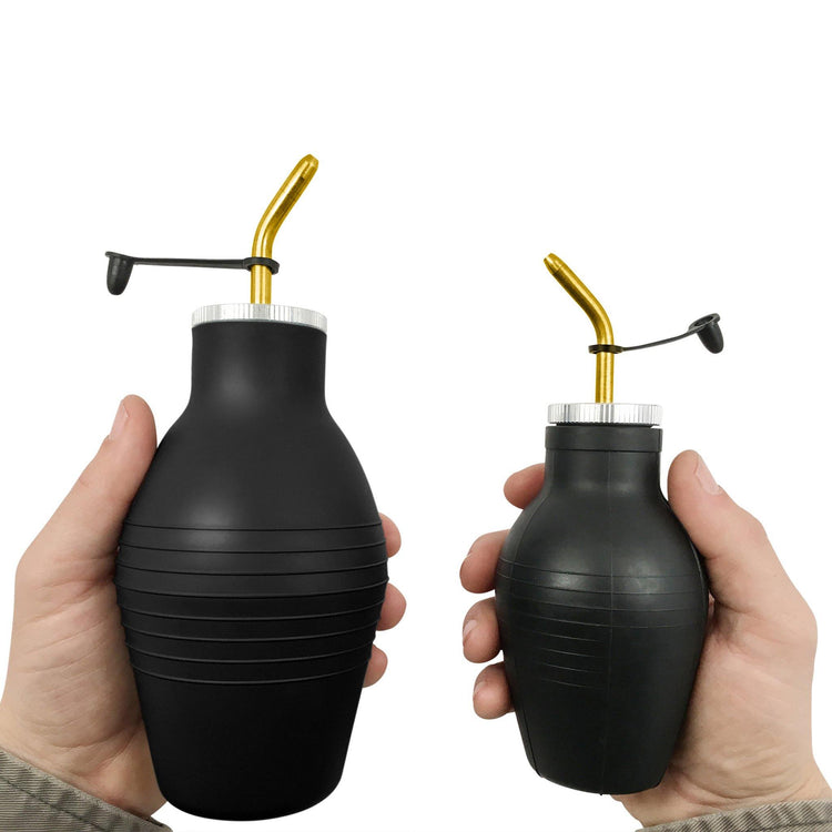 The Insect Buster | Bulb Duster for Diatomaceous Earth | Dr. Killigan's